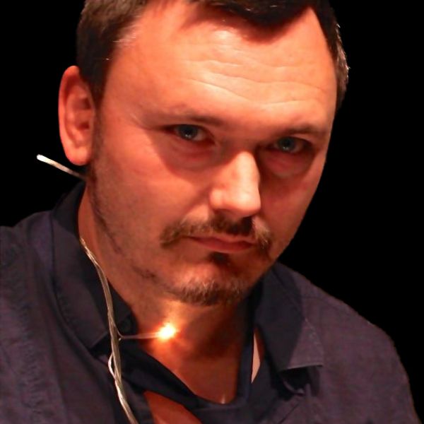 Kompoz - Music Collaboration Platform