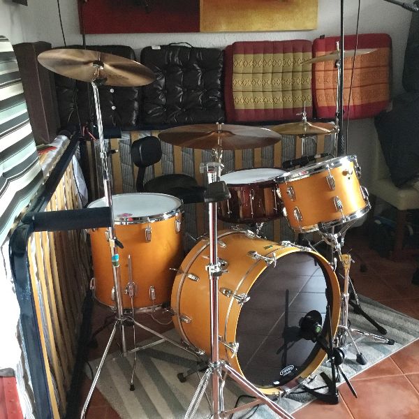 Kompoz - Music Collaboration Platform